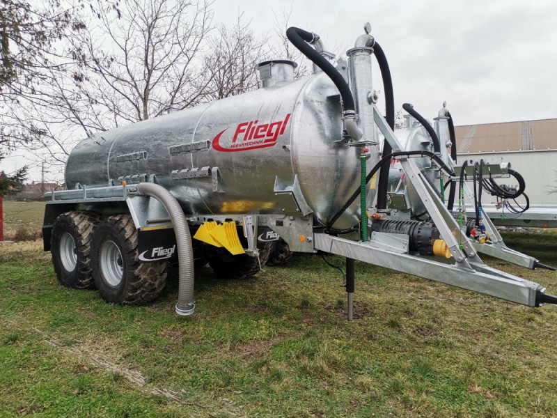Fliegl VFW tandemtengelyes szippantó | traktor.hu - Contstar Kft.